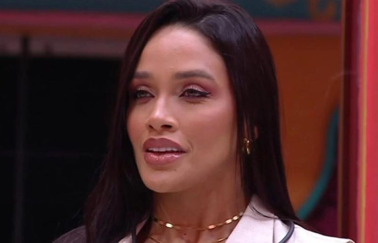 'BBB 25': No paredão, Eva surge de fio-dental e bumbum viraliza: 'Nossa'