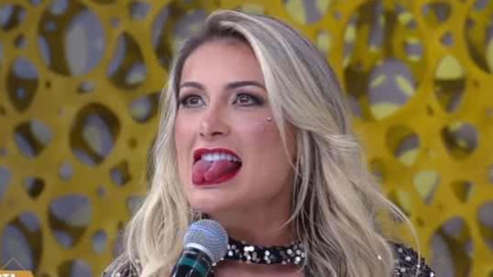 Quanto Andressa Urach já gastou com cirurgias? Médico faz estimativa ...
